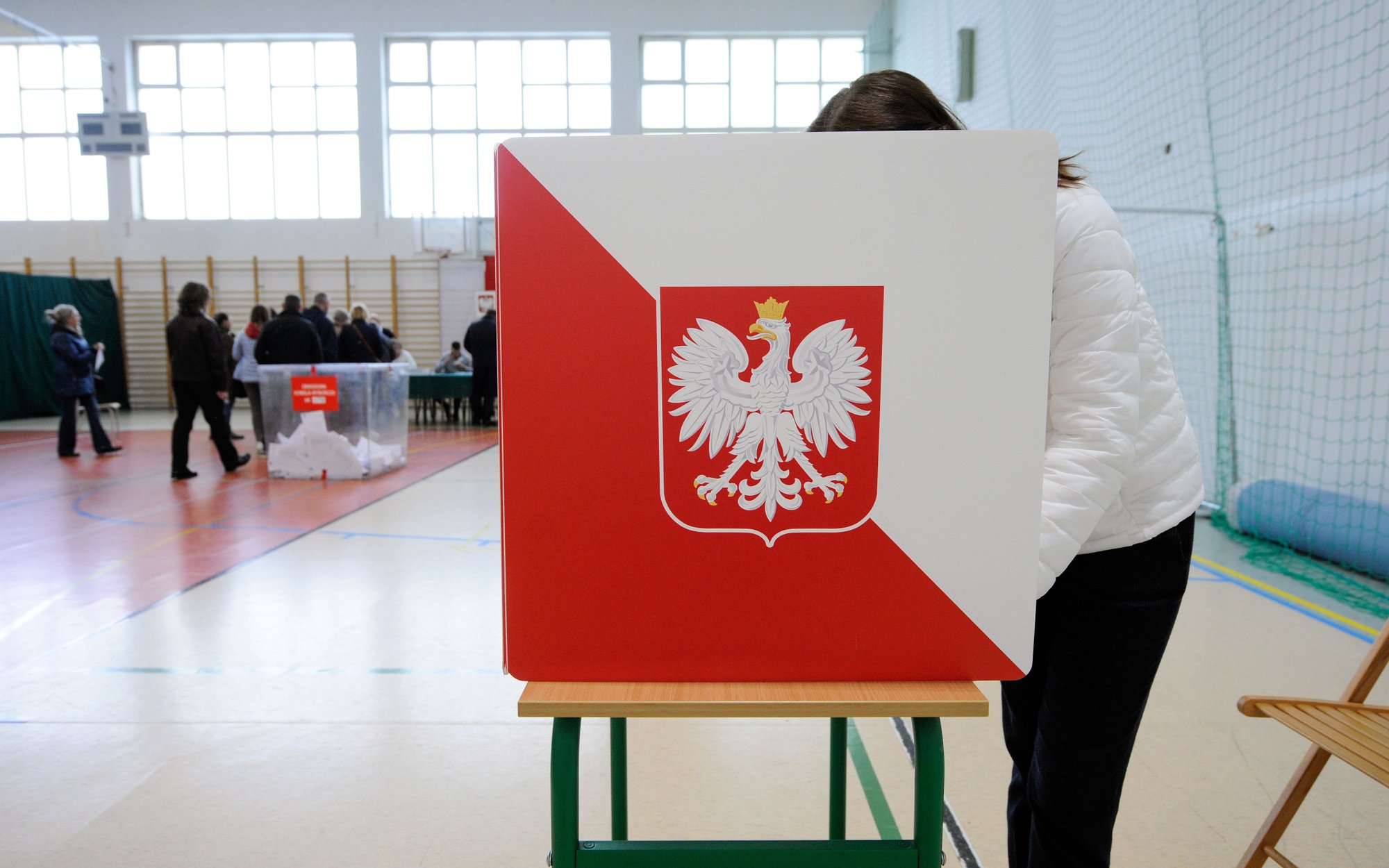 389 incydentów wyborczych. Zamieszczający grafiki z Zorro i Batmanem mogą spać spokojnie - rp.pl