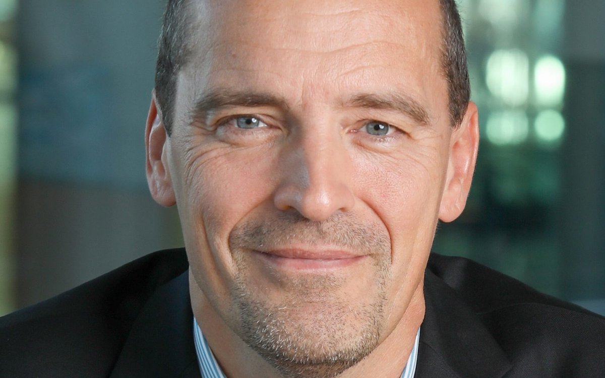 Ian Linnell: Przywrócenie praworządności samo w sobie nie podniesie ratingu Polski - rp.pl