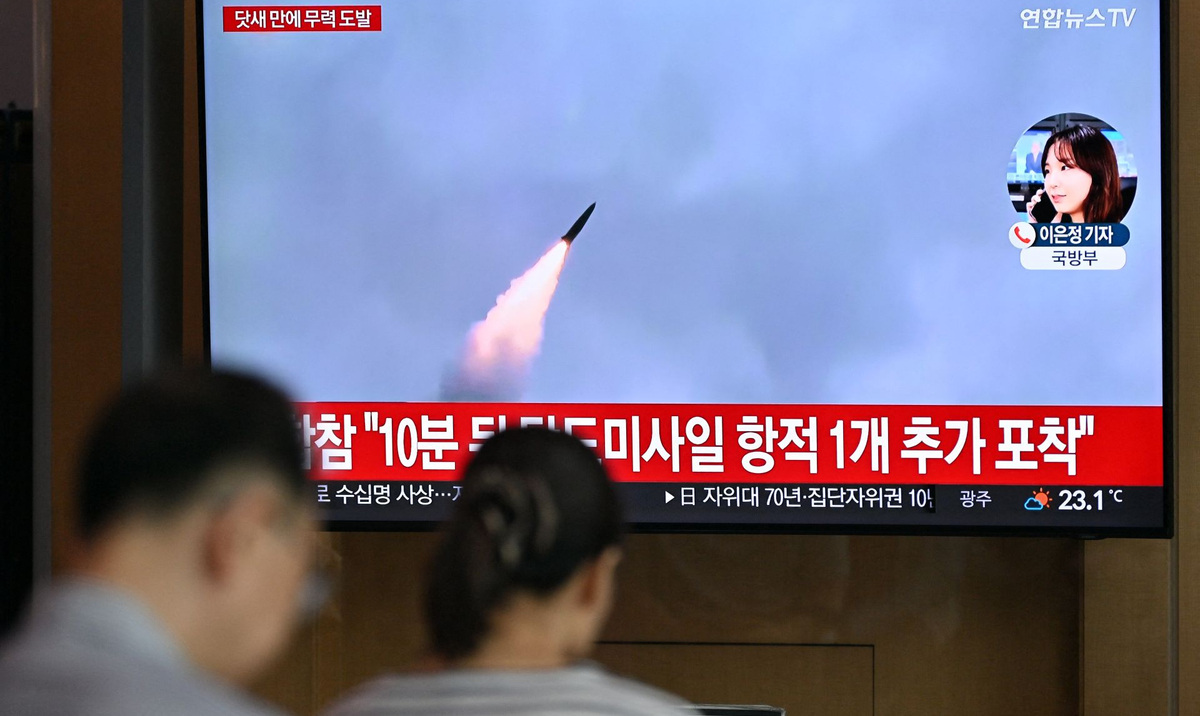 Korea Północna chwali się testem rakiety zdolnej przenosić ogromną ... Korea Północna chwali się testem rakiety zdolnej przenosić ogromną ...