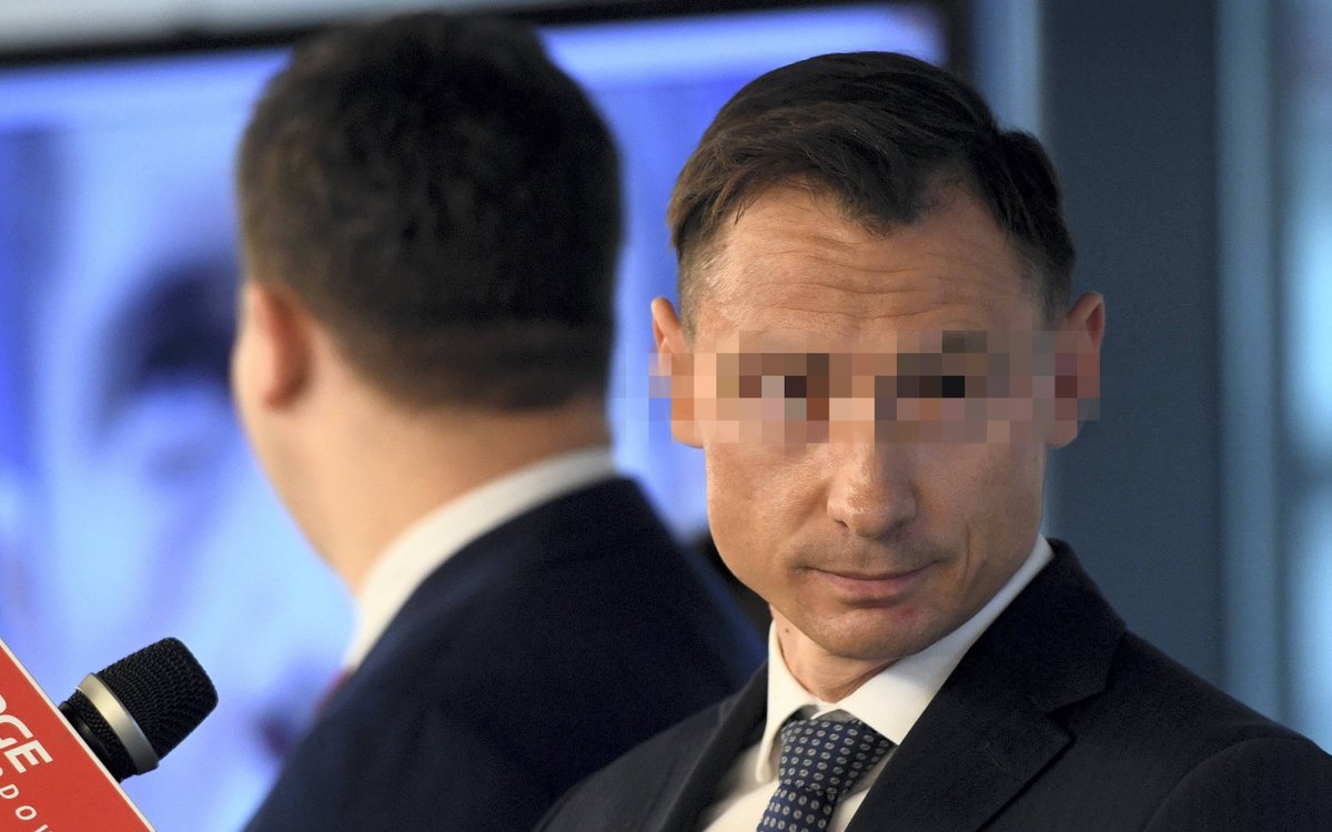 CBA zatrzymało członka zarządu PZPN i byłego sekretarza generalnego związku - rp.pl