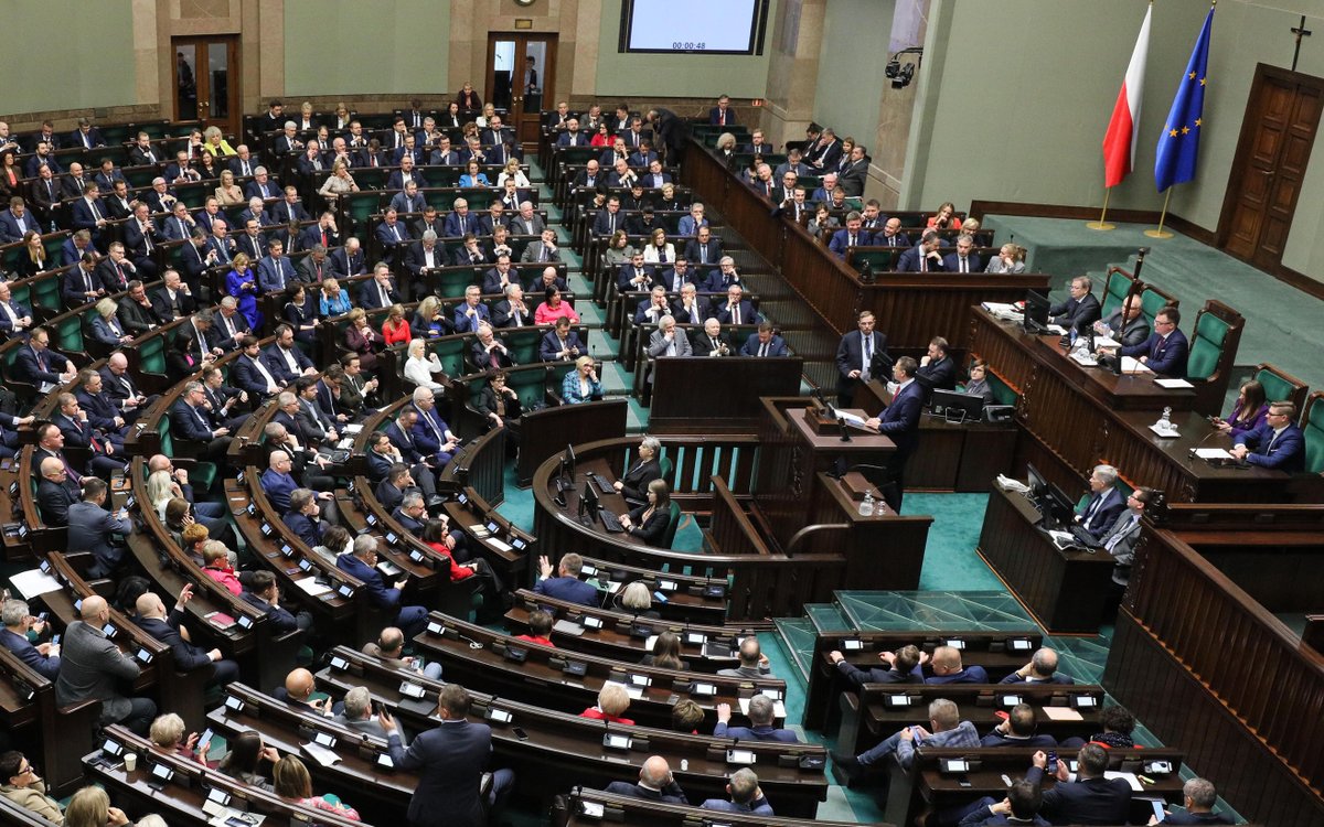 Nie ma szans na szybki reset Trybunału. Na co liczy koalicja rządząca? - rp.pl