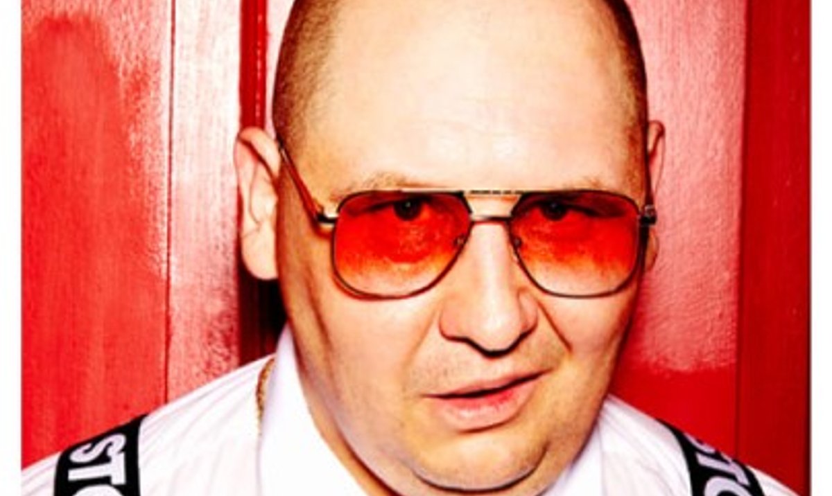 Raper Wini: Essa to słowo używane pierwotnie w klubach techno. A dziś ...