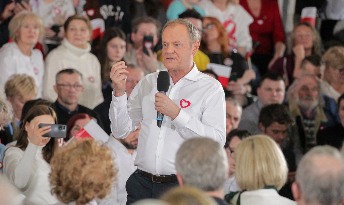 Donald Tusk składa deklaracje w sprawie CPK i przekopu Mierzei Wiślanej - rp.pl