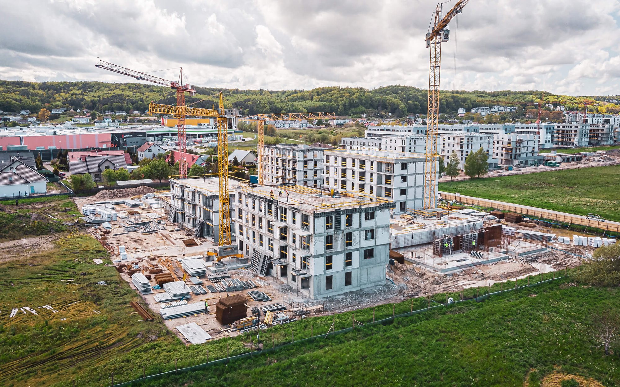 Sprzedaż mieszkań deweloperów w I kwartale 2025 roku. Wszystkie dane w jednym miejscu - rp.pl