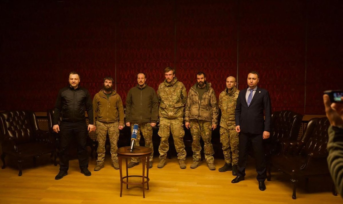 Dowódca Pułku Azow, uwolniony przez Rosjan, jest już w Turcji - rp.pl