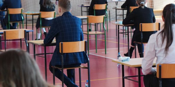 Matura 2025: Dziś język polski, poziom rozszerzony: Arkusze i ...