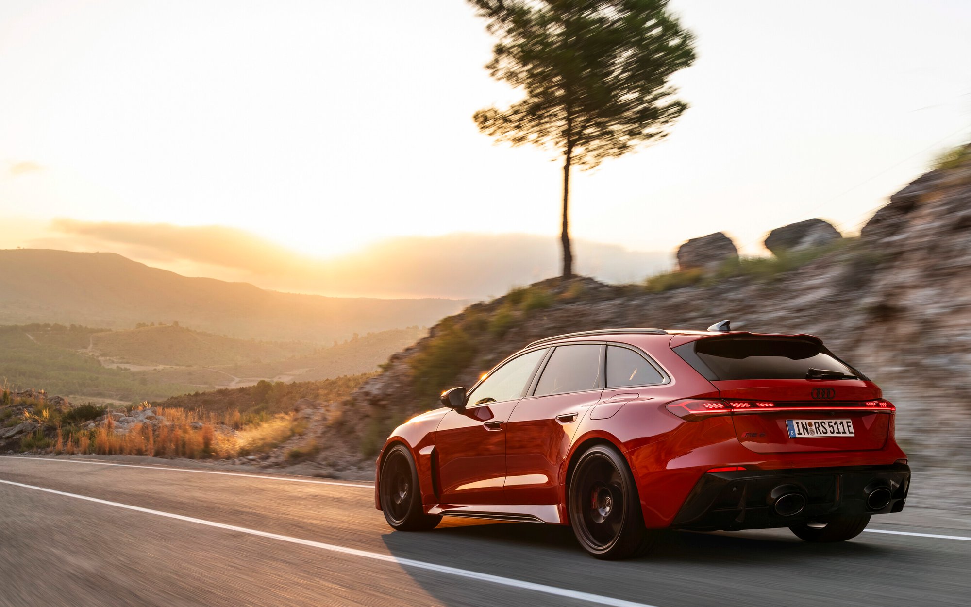 Nowe Audi RS5: pierwszy raz z Dynamic Torque Control. 639 KM i zero ...