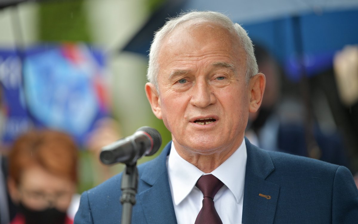 Tchórzewski wraca do rządu już we wrześniu - rp.pl