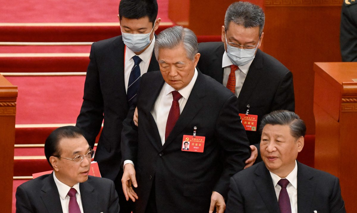 Chiny: Władza Xi Jinpinga jest niemal nieograniczona - rp.pl
