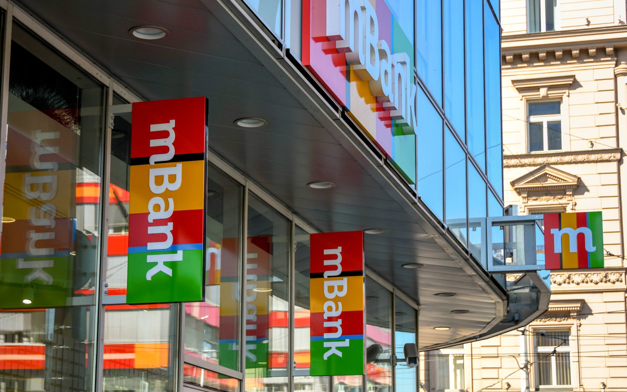 Czy UniCredit przejmie mBank? - parkiet.com