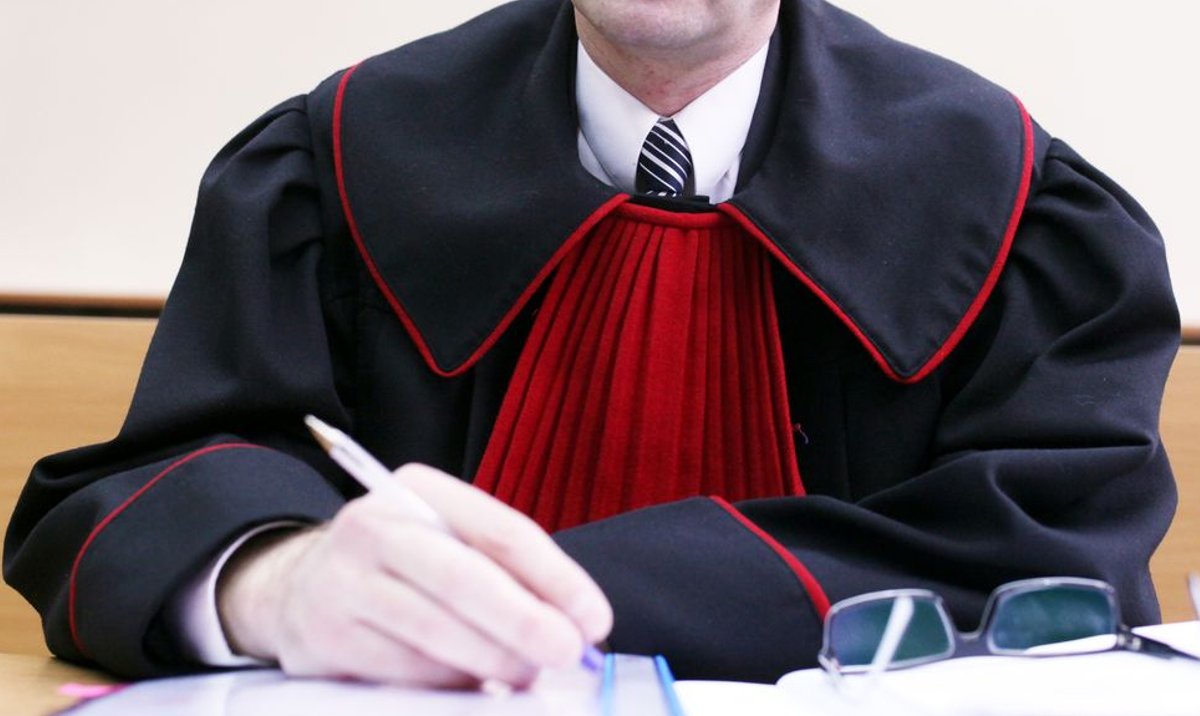 Polscy prokuratorzy mają współpracować z PE - rp.pl