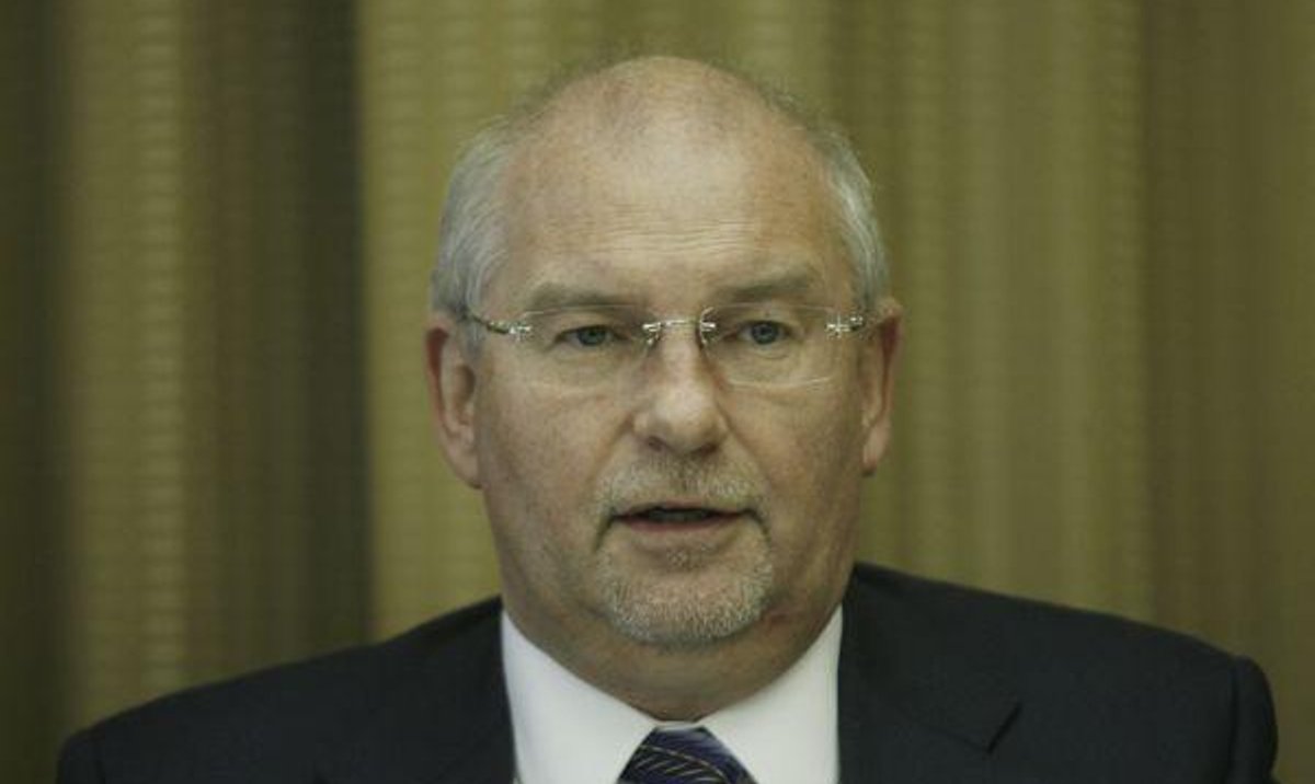 Mirosław Wierzbowski chce sprzedać akcje EFH - parkiet.com