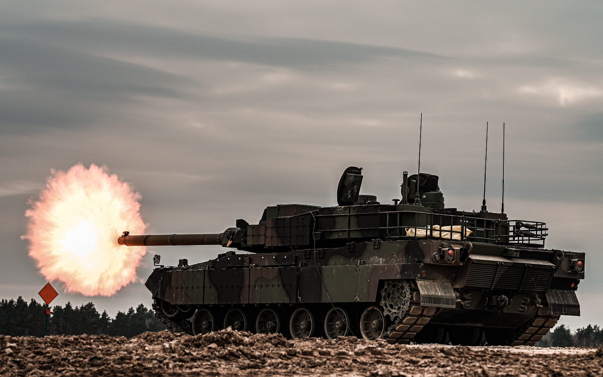 Wojsko Polskie kupuje kolejne 180 czołgów K2. Wartość umowy to 6,7 mld ...