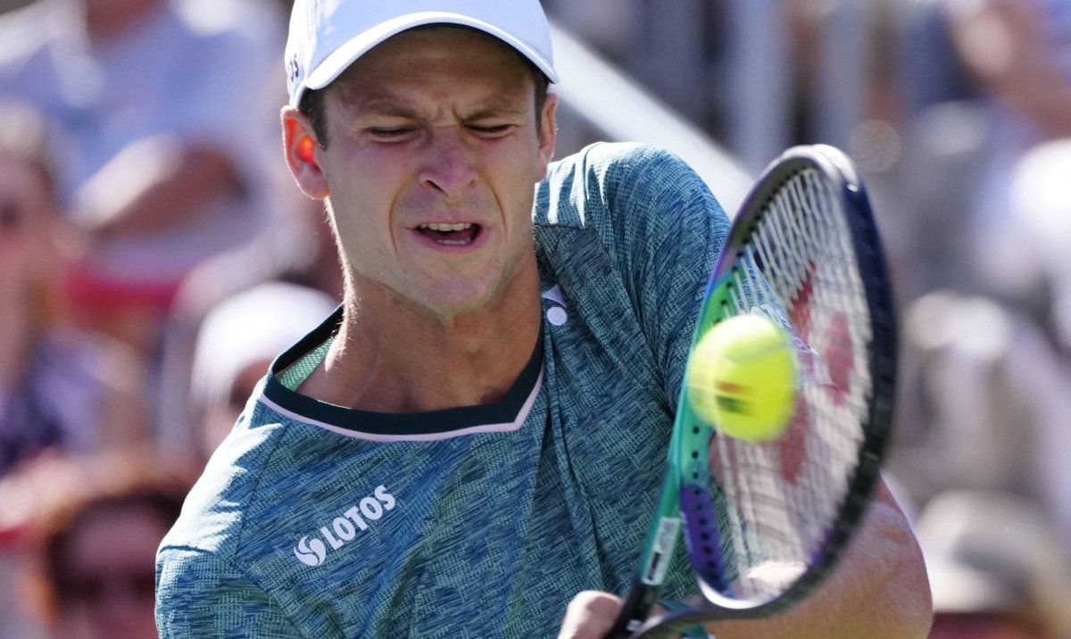 Hubert Hurkacz w półfinale w Metz - rp.pl