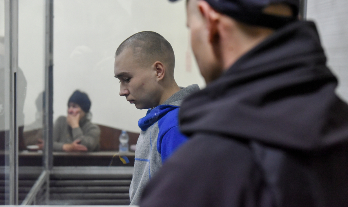 Wojna na Ukrainie: Pierwszy proces o zbrodnie wojenne. 21-letni Wadim ... Wojna na Ukrainie: Pierwszy proces o zbrodnie wojenne. 21-letni Wadim ...