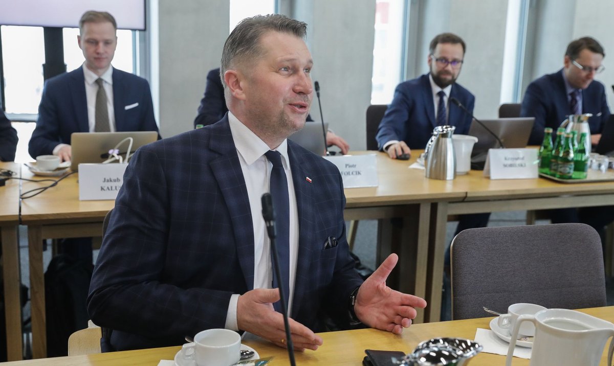 Kłótnia na komisji śledczej. Dariusz Joński do Przemysława Czarnka: Jest pan przykładem upadku ...