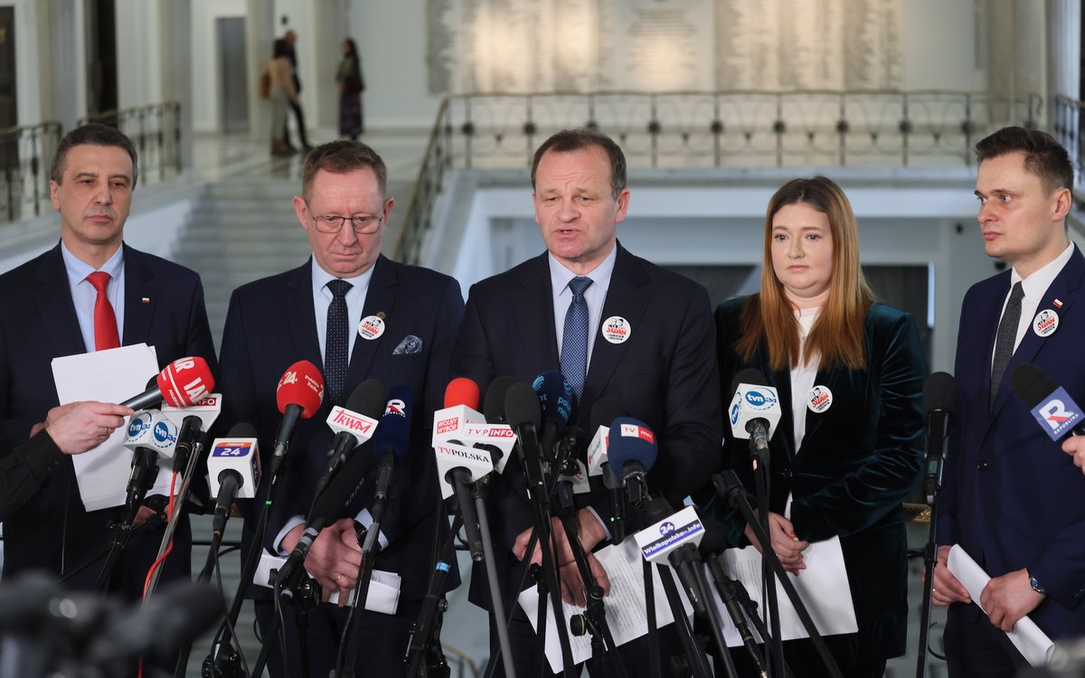 Wielka ofensywa legislacyjna PiS. Klub zalał Sejm projektami ustaw - rp.pl