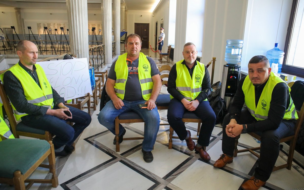 Protest „Orki” na sejmowych marmurach - rp.pl