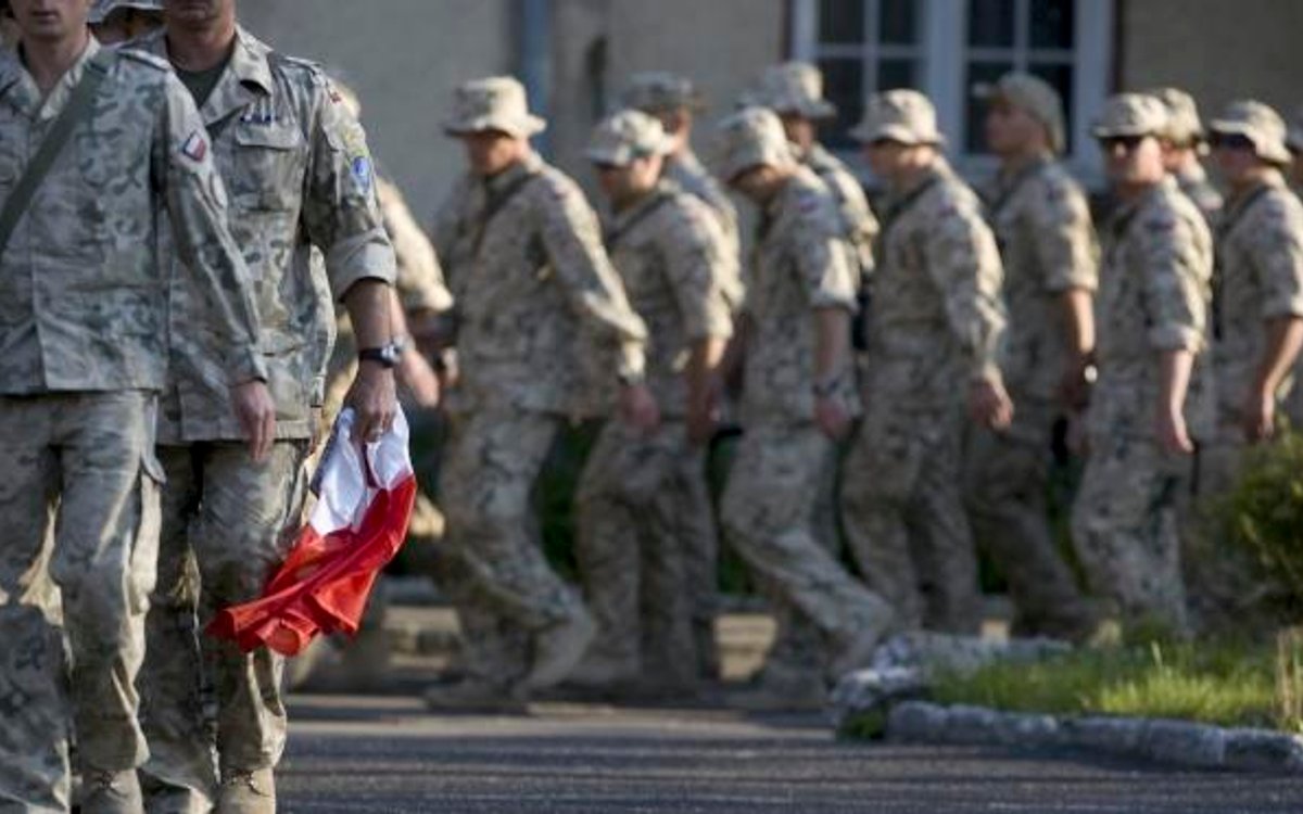 Wyższe dodatki stażowe dla wojskowych - rp.pl