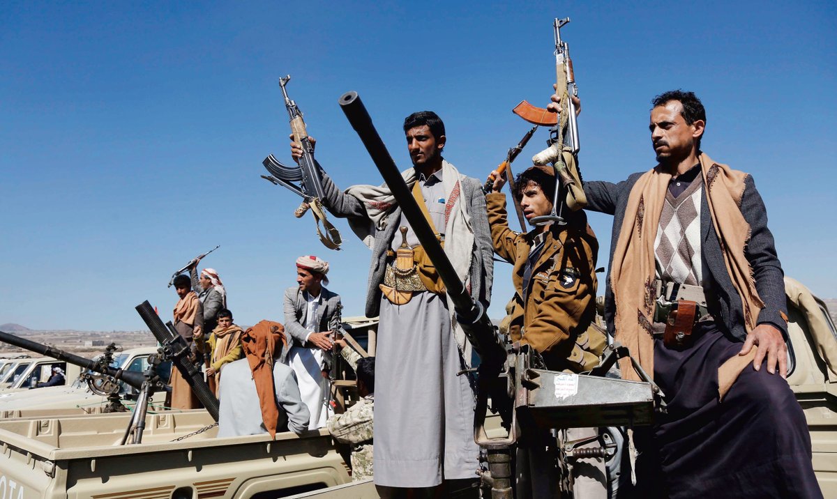 Huti strzelają do statków, celują w sunnitów. „Weszli na drogę buntu ...