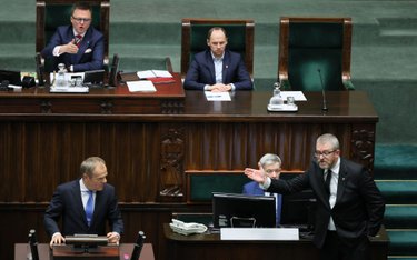 Donald Tusk kontra Grzegorz Braun w Sejmie. O co chodziło? - rp.pl