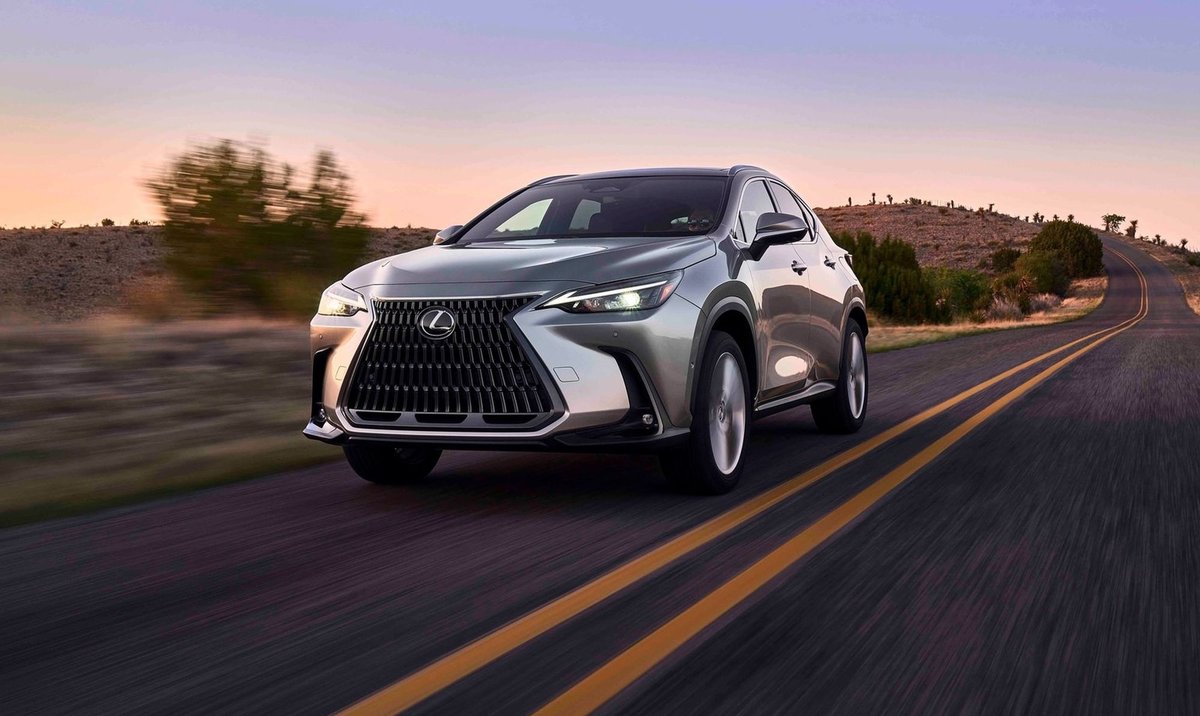 Nowy Lexus NX: Po raz pierwszy z hybrydą plug-in - rp.pl