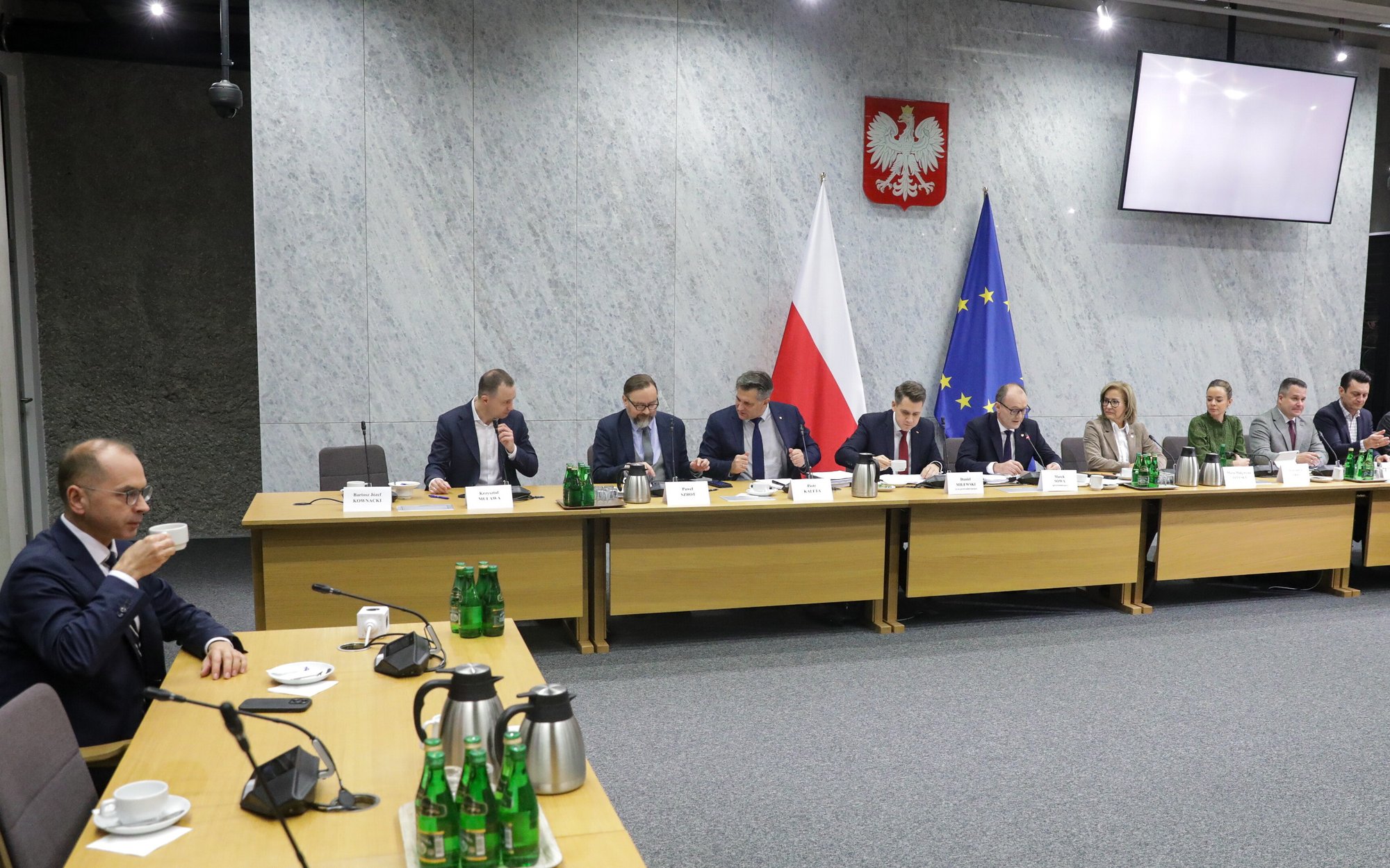 Jest raport komisji ds. afery wizowej. Zawiadomienia wobec ...