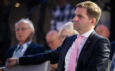 Zmiany w Polskiej Grupie Lotniczej. Prezes Michał Fijoł traci ...