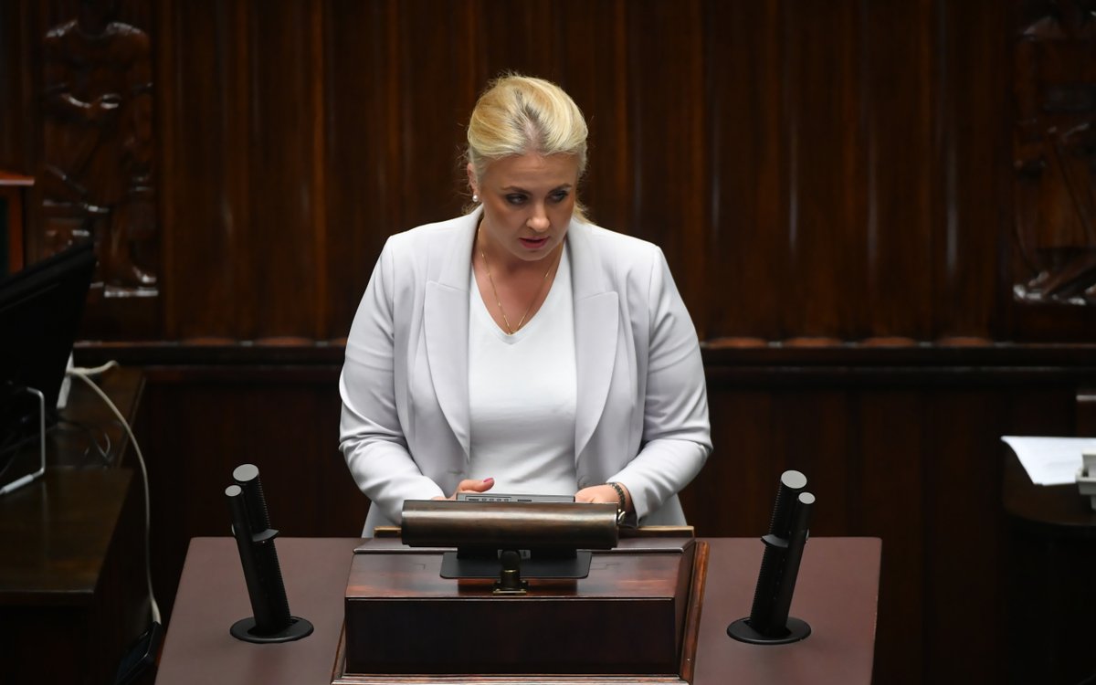 NIL: lekarze przekazali nowej minister zdrowia swoje postulaty - rp.pl