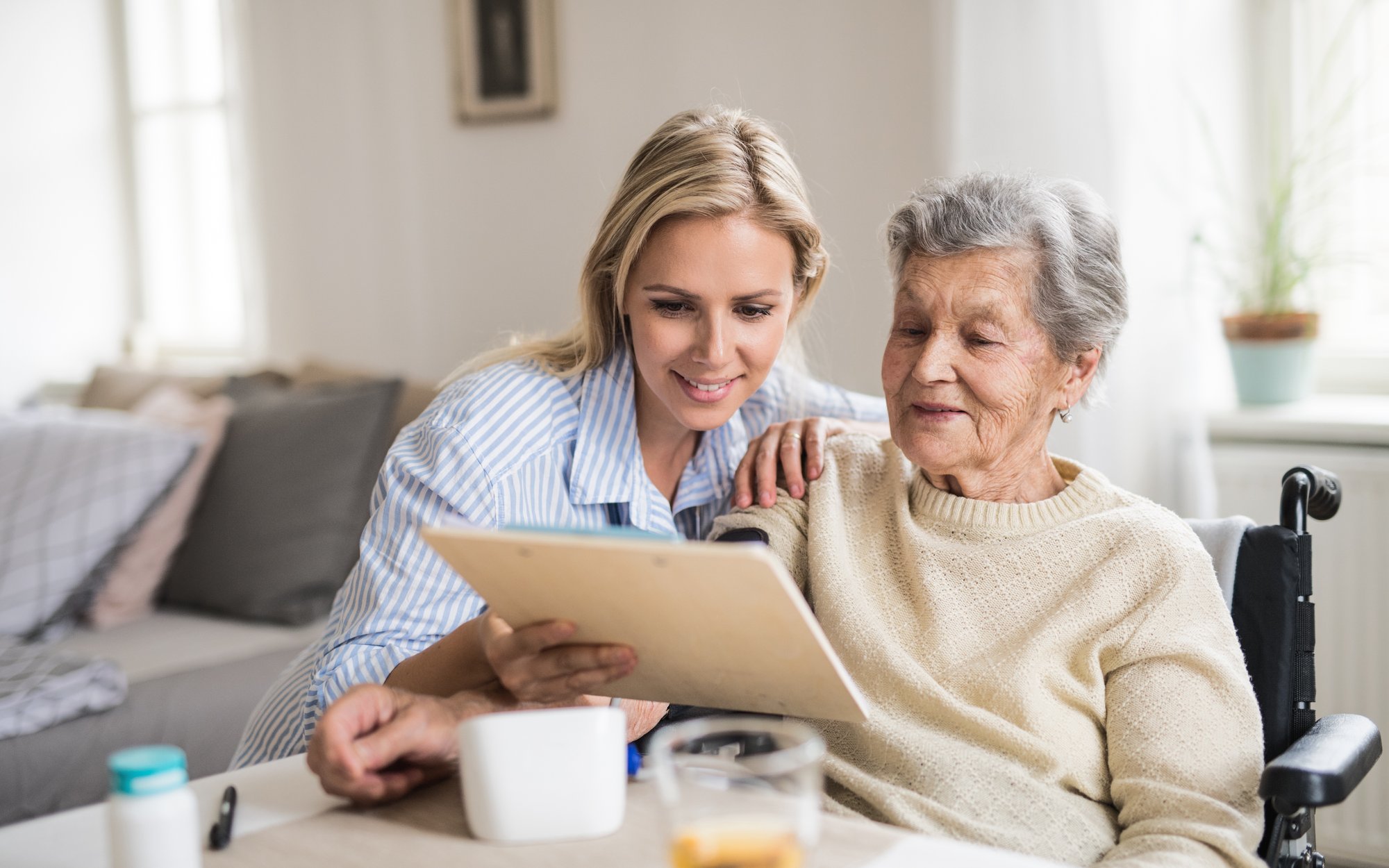 Kto płaci za pobyt w DPS? Są zniżki i zwolnienia z opłat. Nowe zasady ...