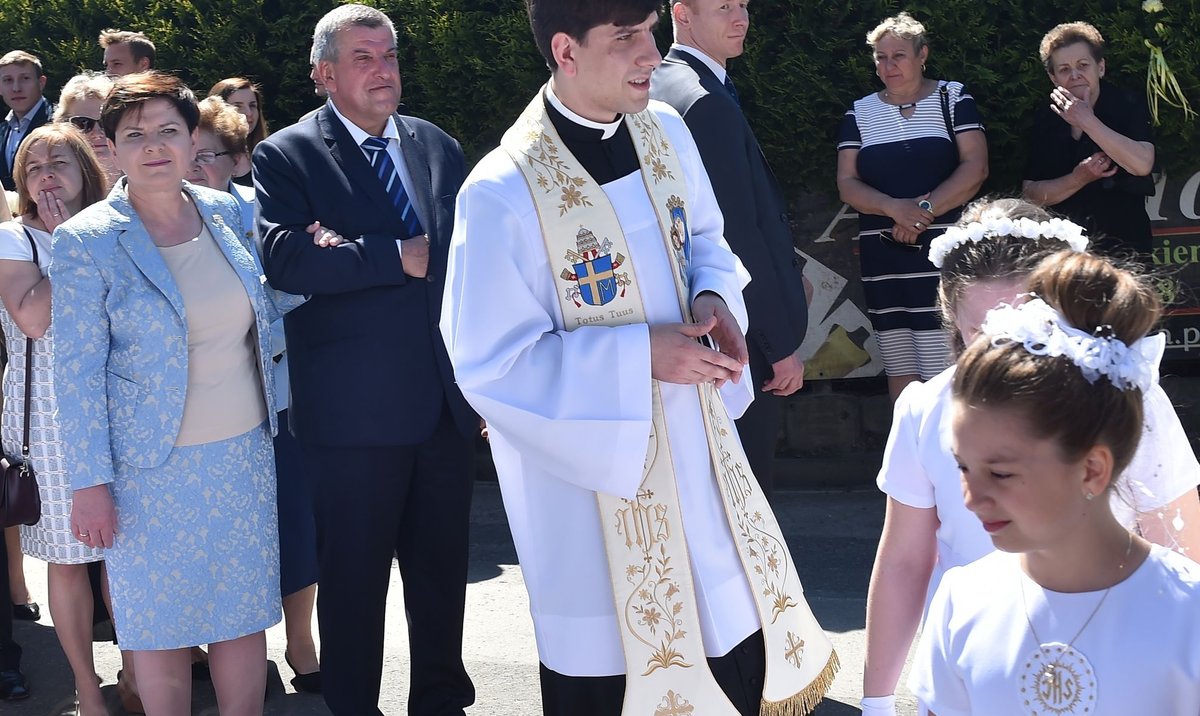 Zniesławienie syna Beaty Szydło. Prokuratura prosi o pomoc USA i Wielką ...