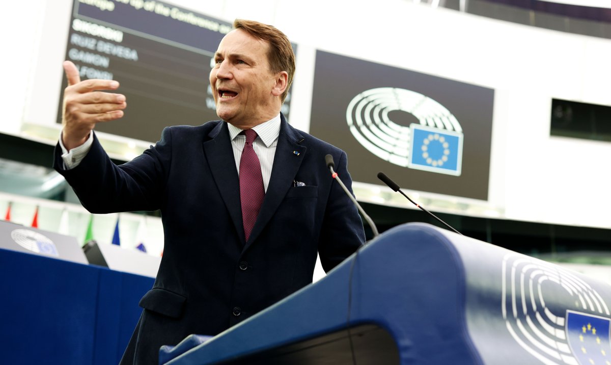 Jędrzej Bielecki: Wpis byłego szefa MSZ o Nord Stream - Sikorski nie wyczuł Ameryki - rp.pl