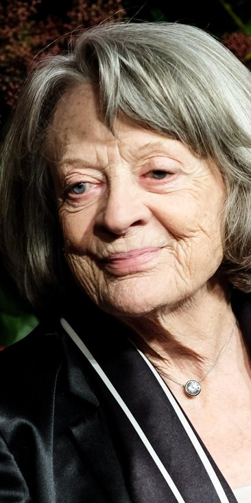 88-letnia Maggie Smith w kampanii Loewe. M jak Magia, M jak Moda... - rp.pl