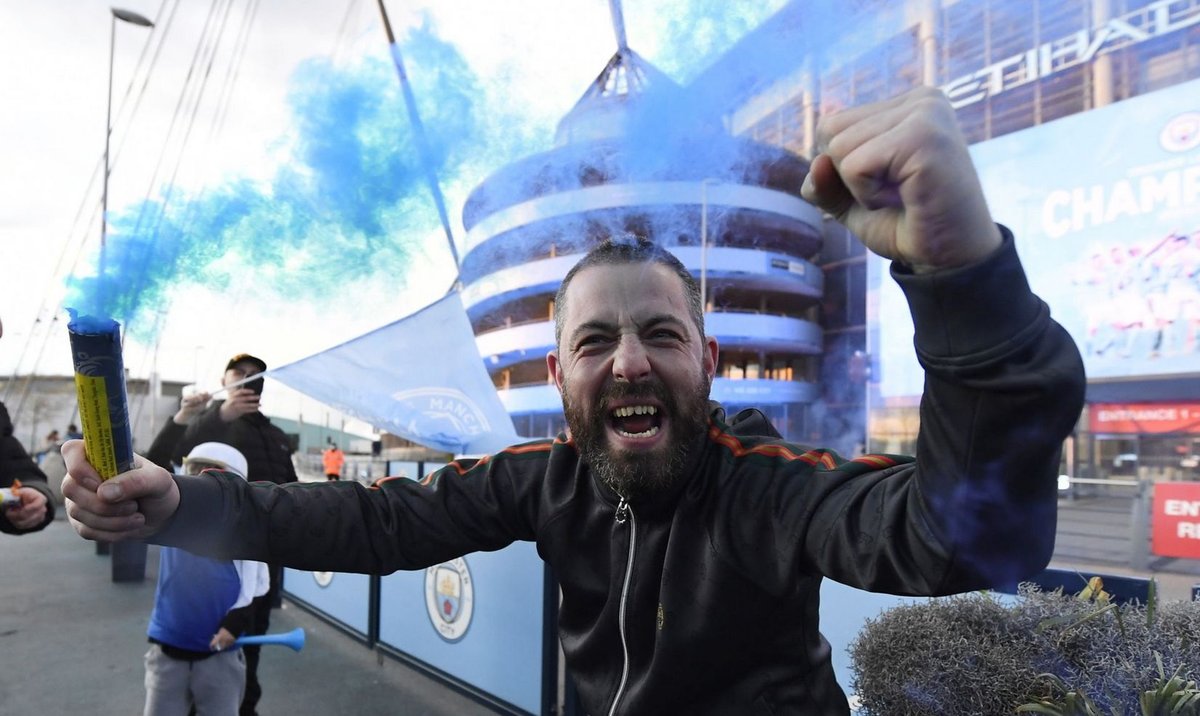 Manchester City mistrzem Anglii po porażce United - rp.pl