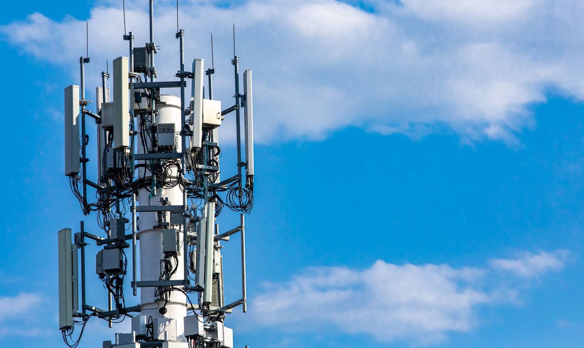 Przyspiesza mobilny internet w Polsce. Orange i T-Mobile uruchomiły "prawdziwe 5G" - rp.pl