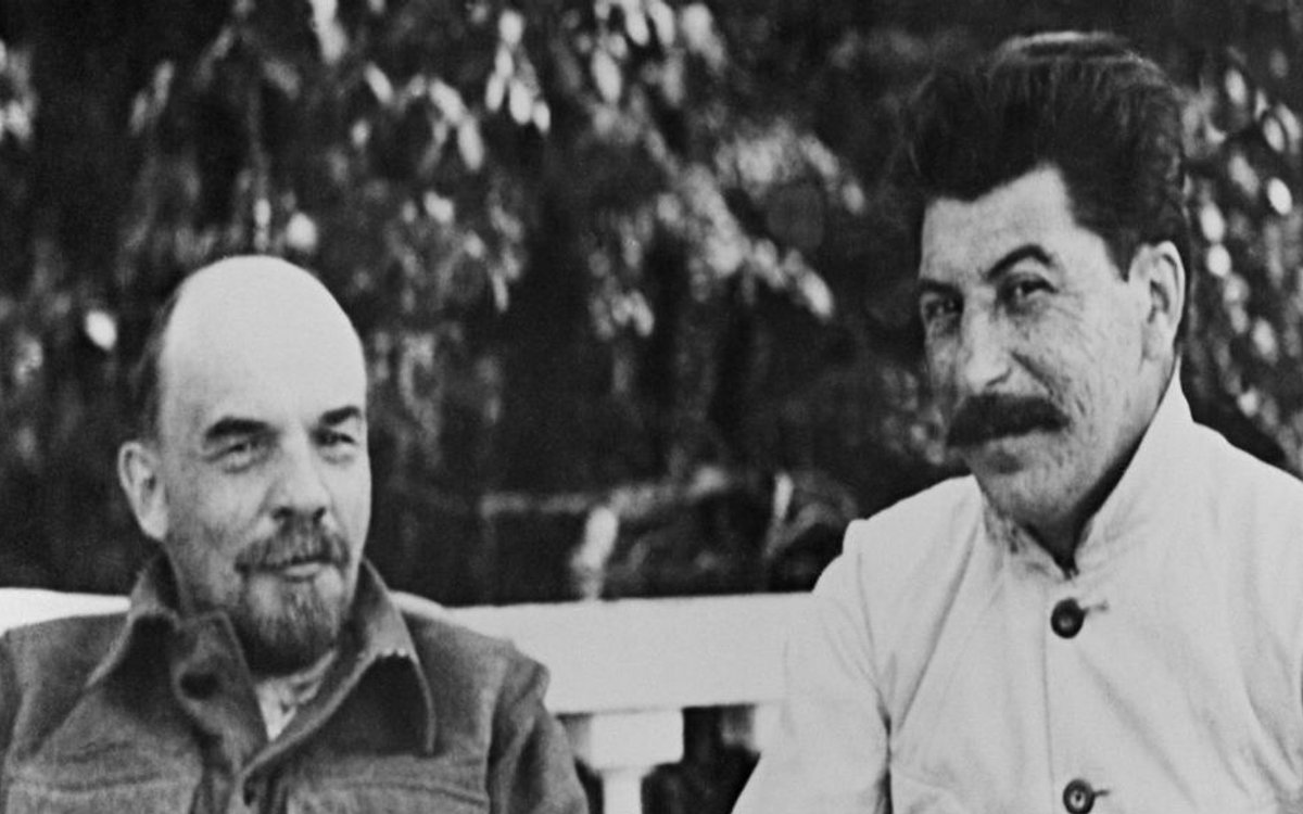 Dokument „Stalin kontra Trocki – wojna światów” w Planete - rp.pl