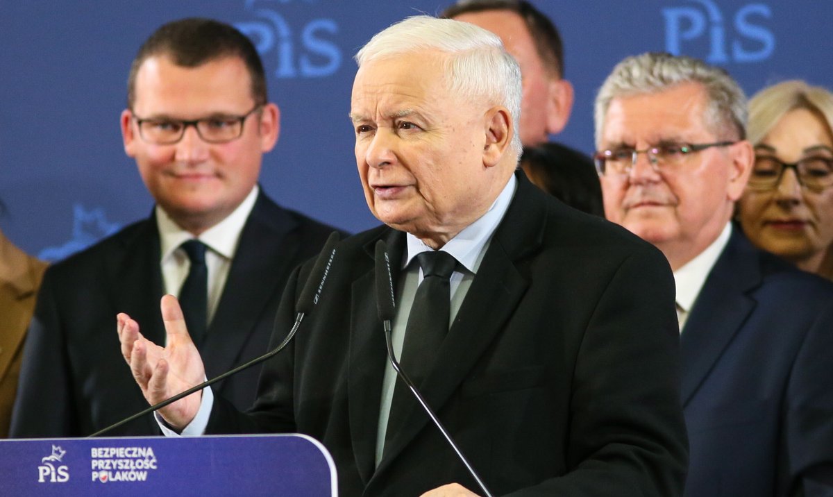 Sondaż Ipsos: Koalicja Obywatelska zbliżyła się do PiS. Konfederacja piąta - rp.pl