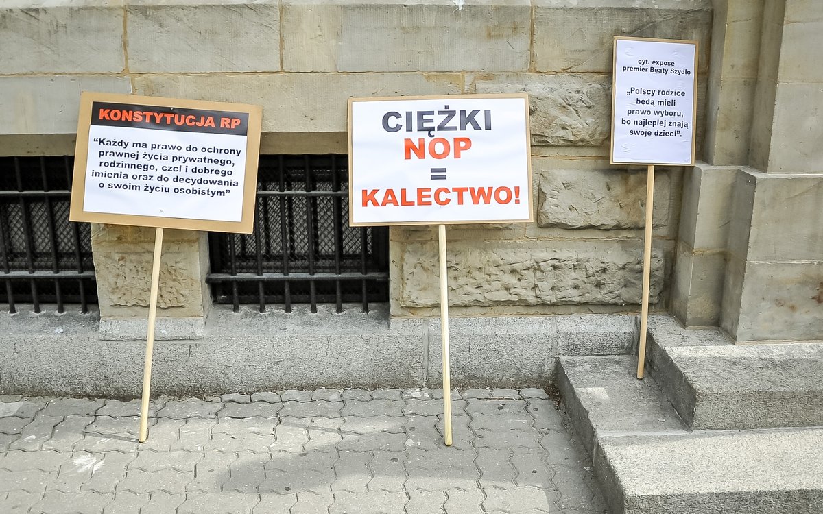 Lekarka na wiecu STOP NOP. Izby Odpowiedzialności Zawodowej SN uchyliła ...