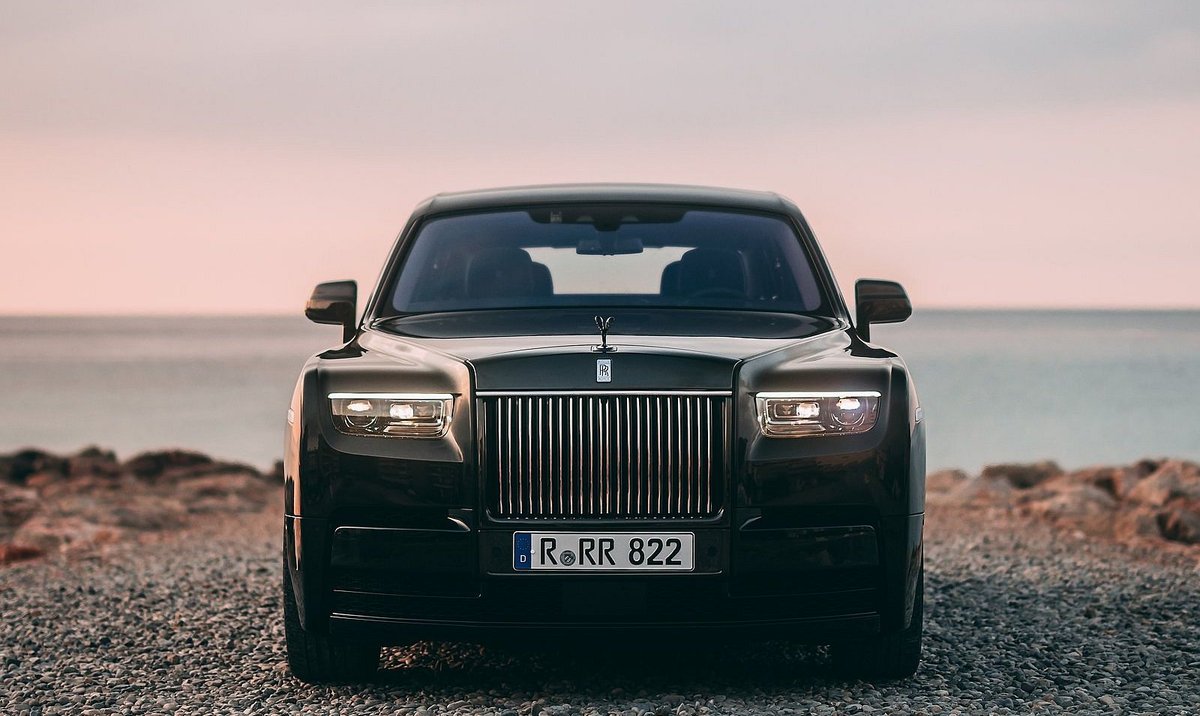 Tak dobrego roku Rolls-Royce nie miał w całej swojej 118 letniej ...