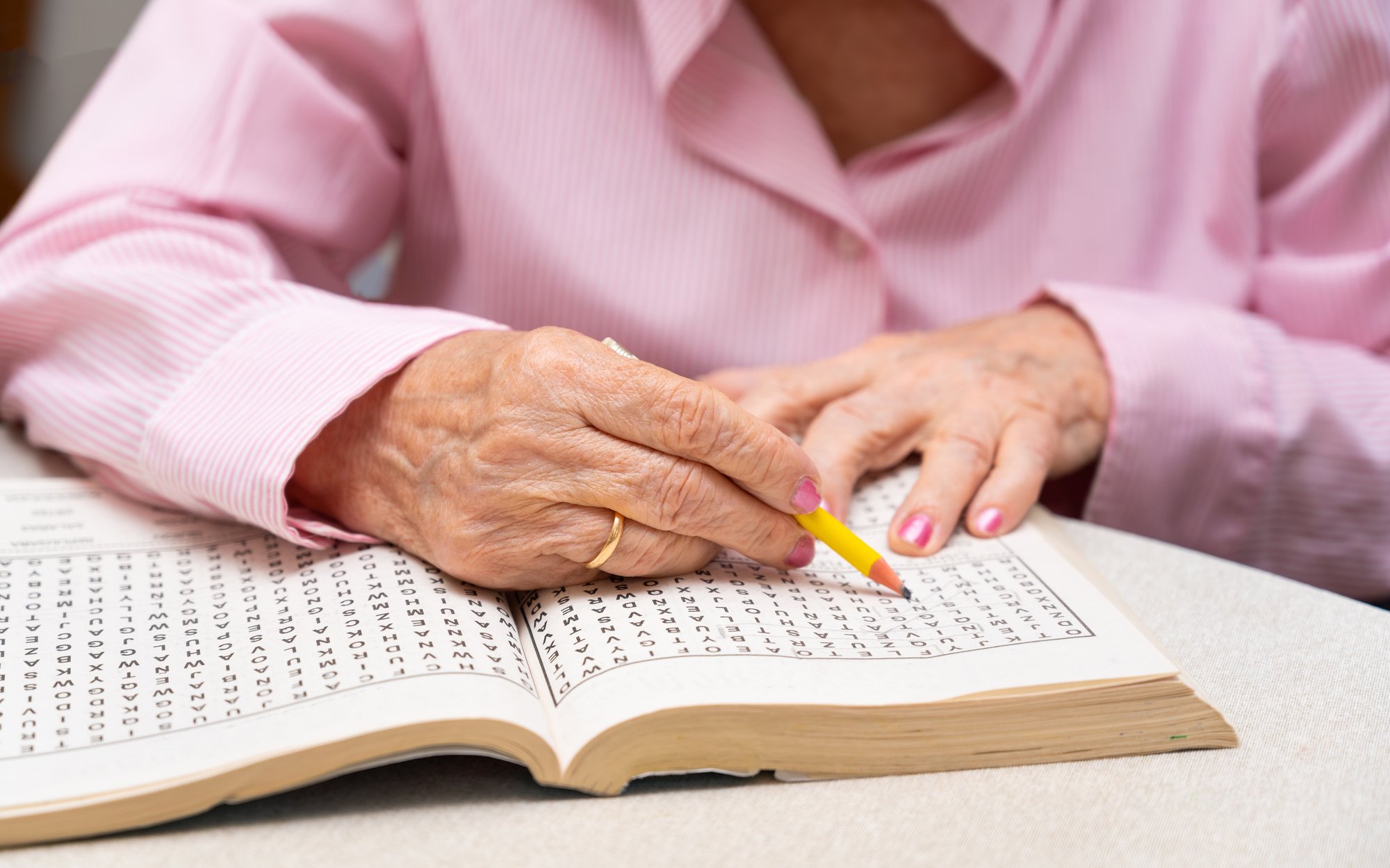 90-letnia Maryette McFarland ukończyła studia. Czy podejmie pracę w ...