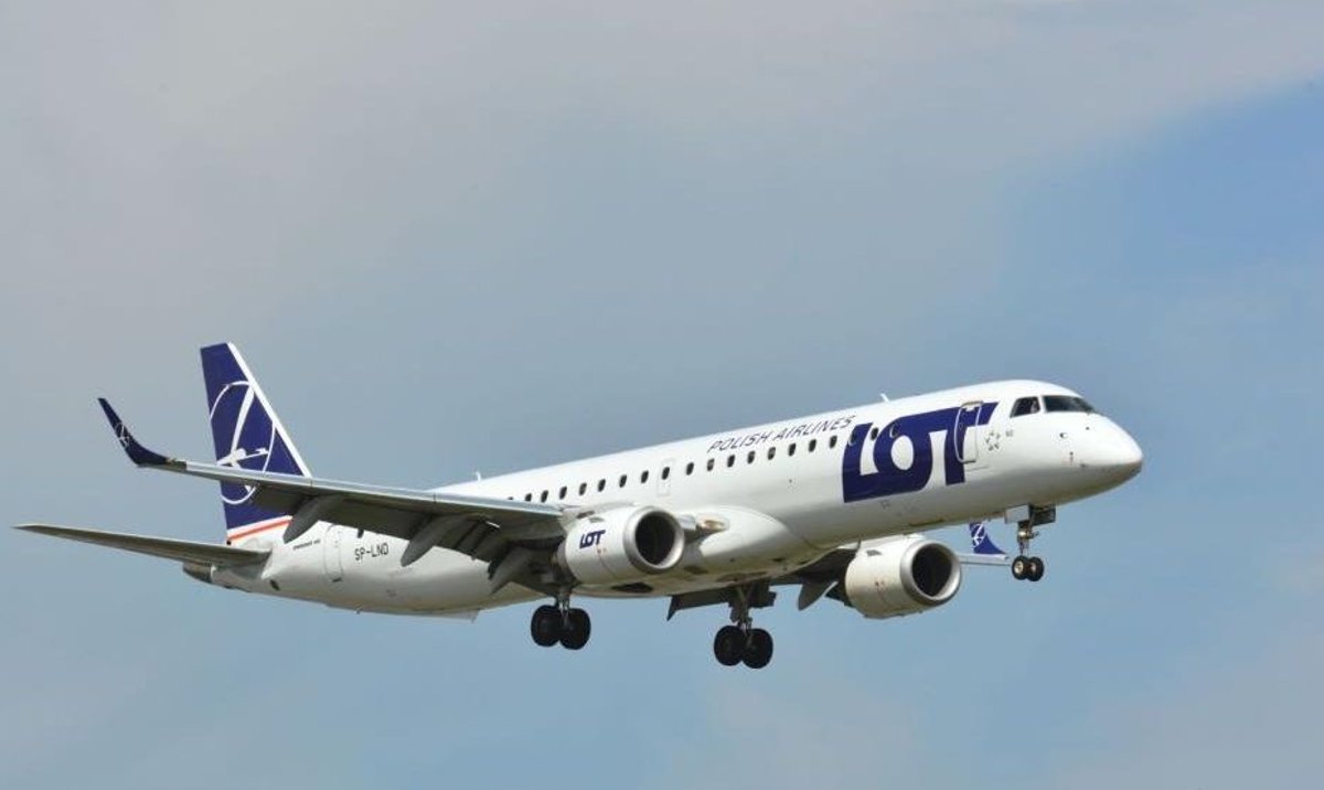 Wiadomo już, jak LOT będzie latać z Radomia. Do trzech stolic po trzy ...