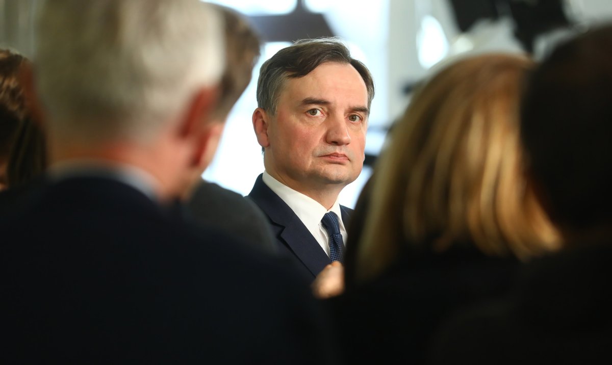 Zbigniew Ziobro: Morawiecki zapewniał, że pieniądze nie będą blokowane ...