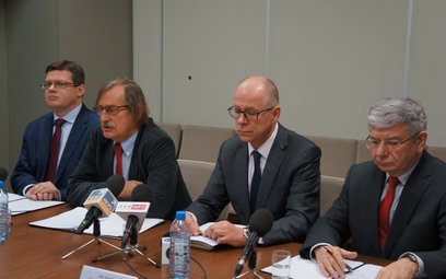 Ruszyła Społeczna Komisja Kodyfikacyjna środowisk prawniczych - rp.pl