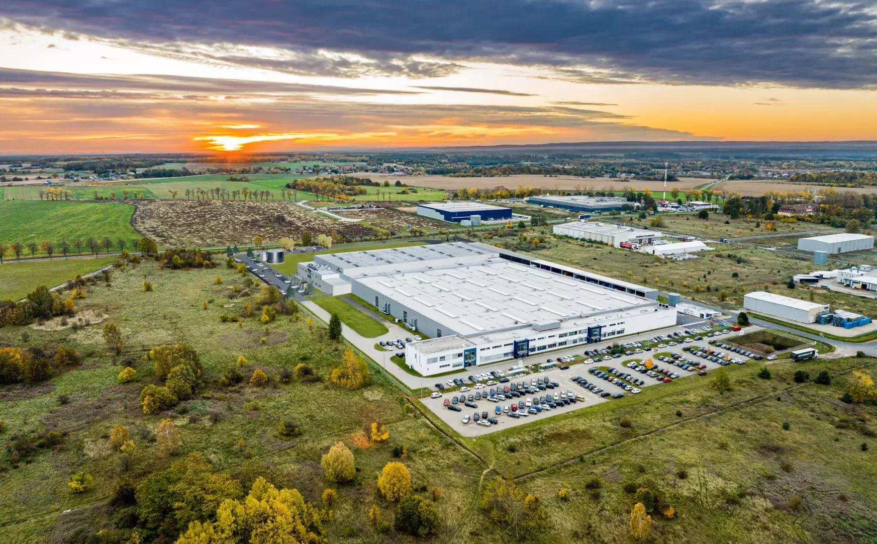 Panattoni buduje halę dla Valmet Automotive - rp.pl