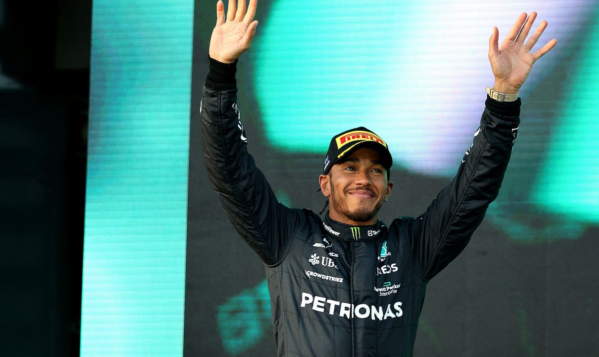 Ferrari kusi Hamiltona. 50 mln dolarów za sezon - rp.pl