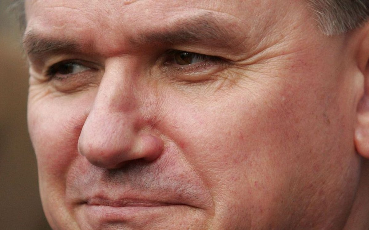 Pijalnia wódki obok katedry. Interweniuje Marek Surmacz - rp.pl