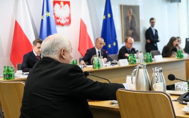 Sondaż: Oceniono sejmowe komisje śledcze. Jak odpowiedzieli Polacy? - rp.pl