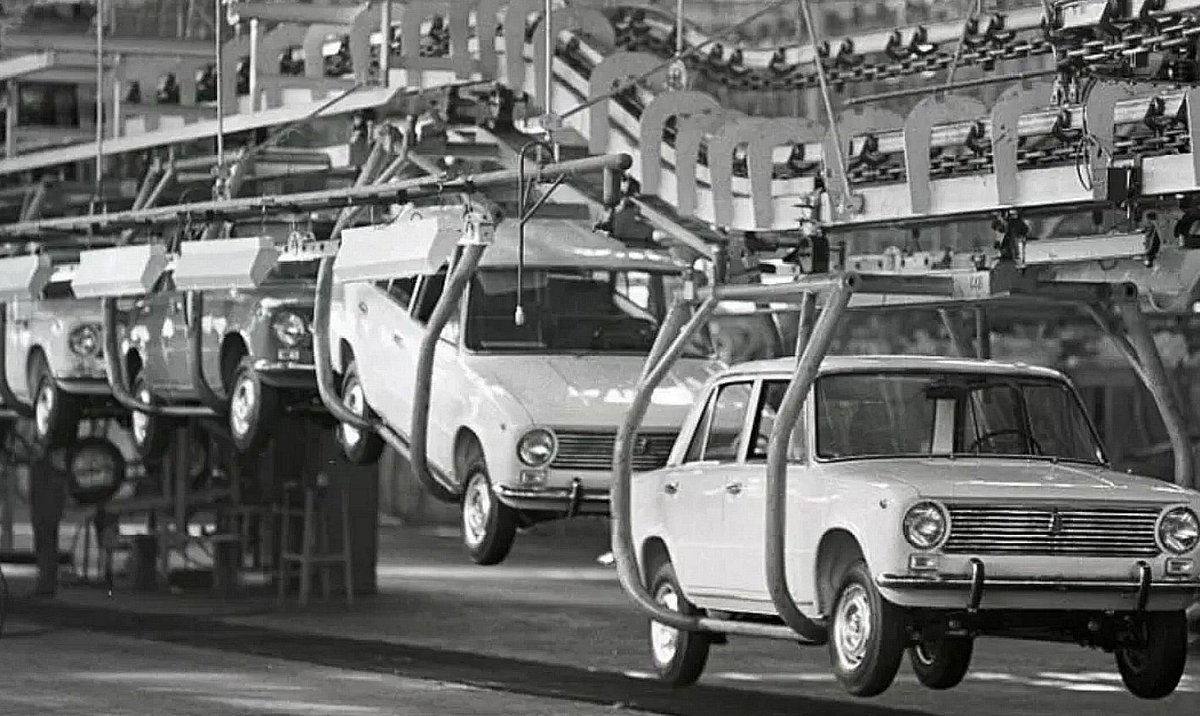 Nowa rosyjska motoryzacja. Został Moskwicz, Kamaz, GAZ i Avtovaz - rp.pl