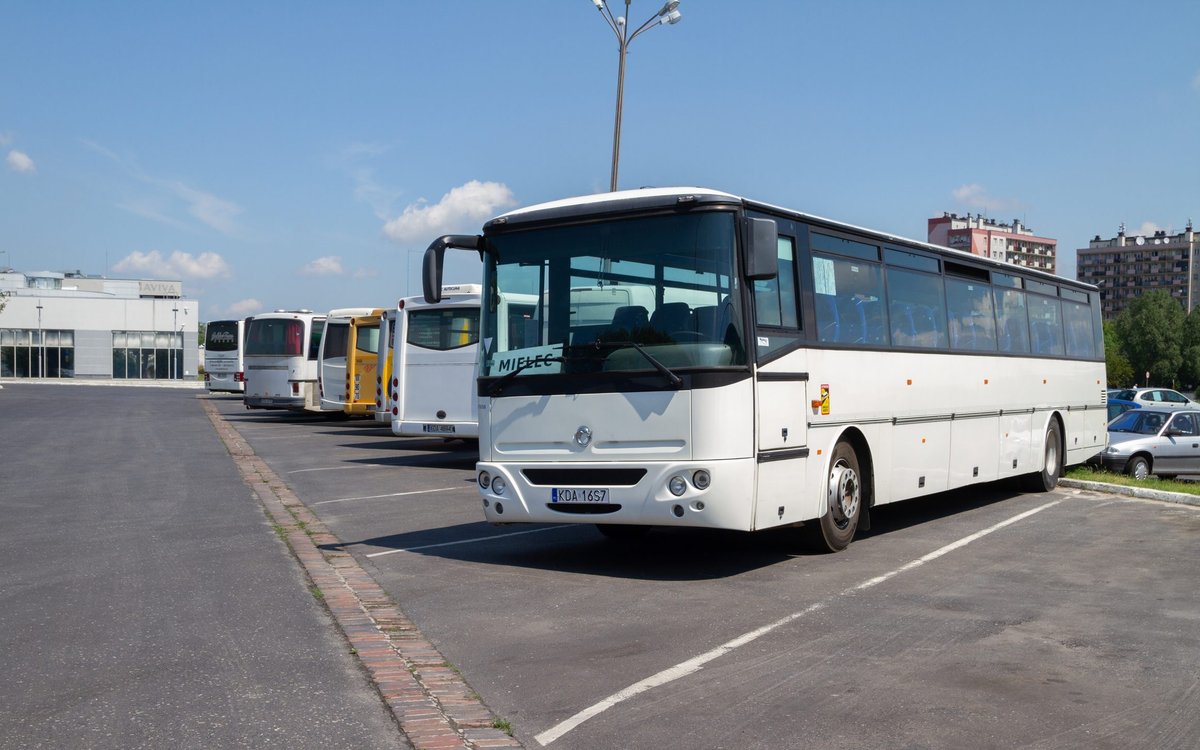 Polska jest autobusowym skansenem Europy - rp.pl