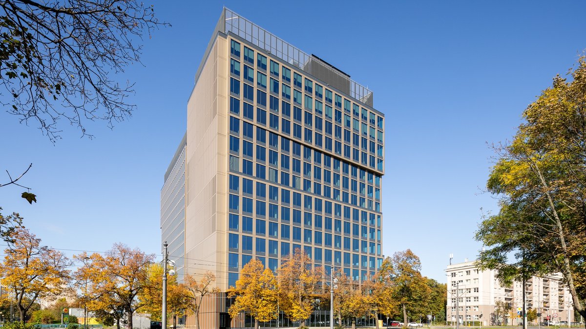 Atos melduje się w warszawskim biurowcu P180 - rp.pl